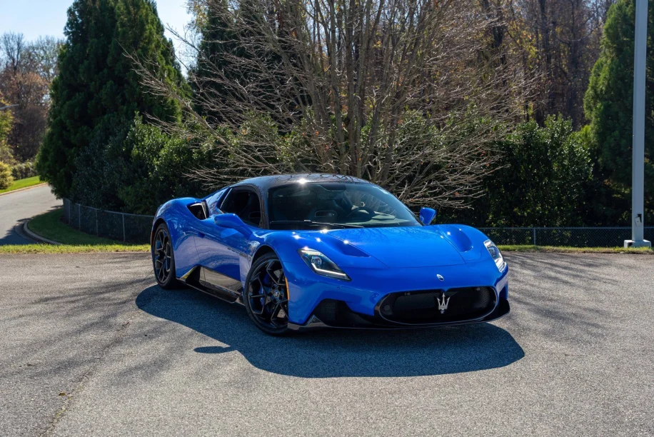 2022 Maserati MC20 | duPont REGISTRY