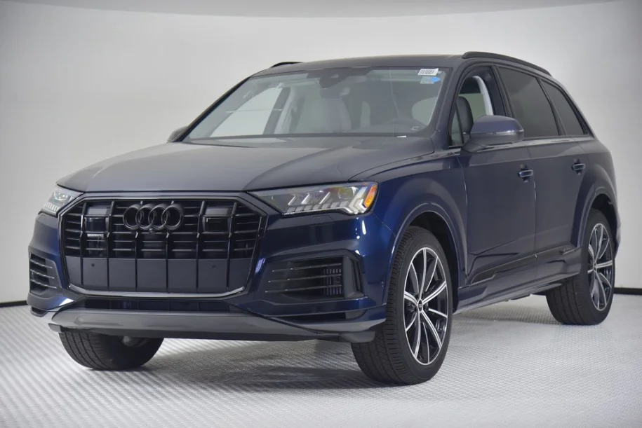 2023 Audi Q7 | duPont REGISTRY