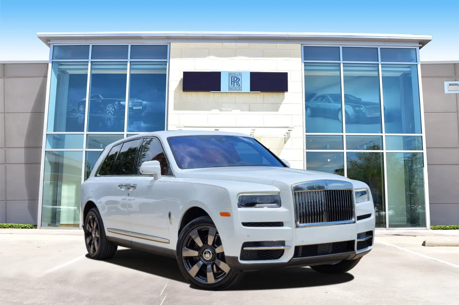 2023 Rolls-Royce Cullinan | duPont REGISTRY