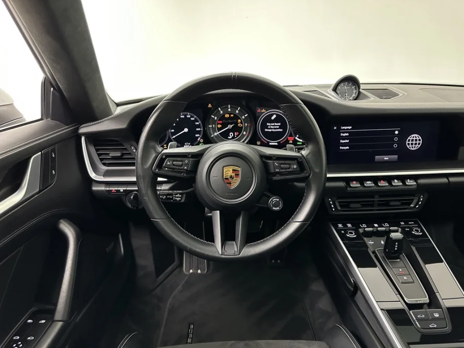 2022 Porsche 911 Turbo S Interior