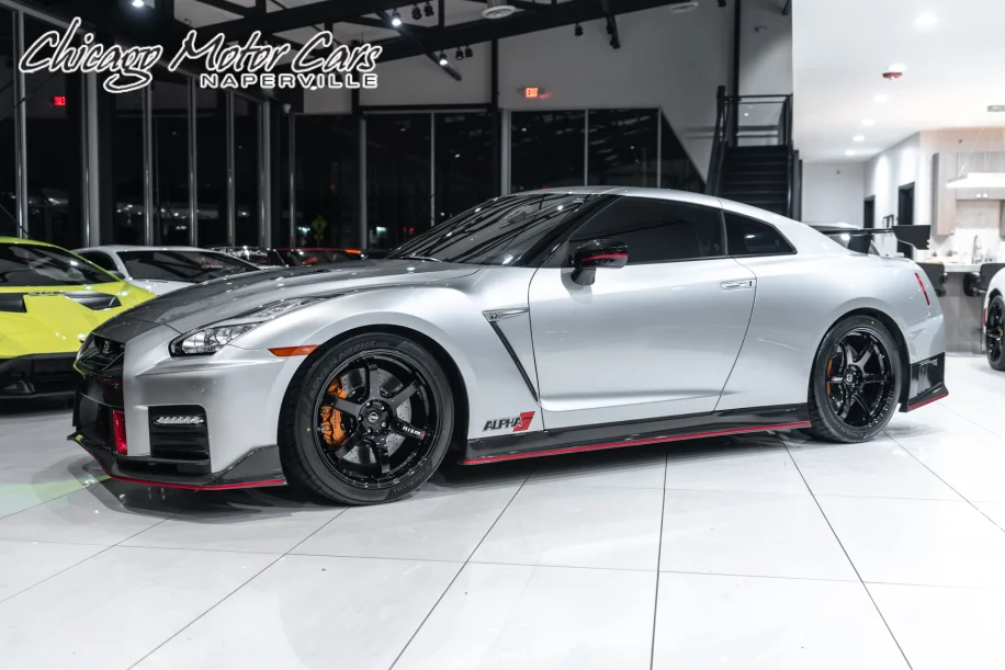 2017 Nissan GT-R | duPont REGISTRY