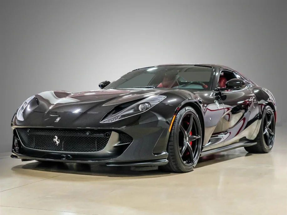 2021 Ferrari 812 GTS | duPont REGISTRY