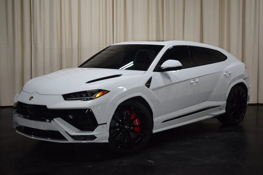 2023 Lamborghini Urus | duPont REGISTRY