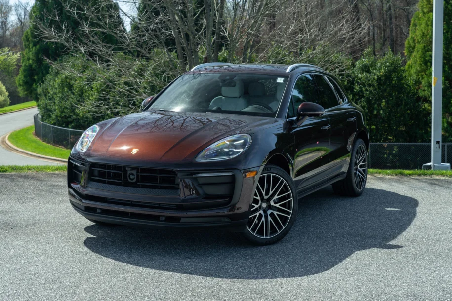 2023 Porsche Macan | duPont REGISTRY