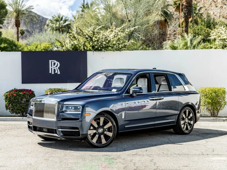 2024 Rolls-Royce Cullinan | duPont REGISTRY