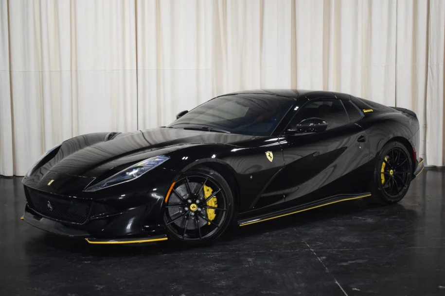 2022 Ferrari 812 GTS | duPont REGISTRY