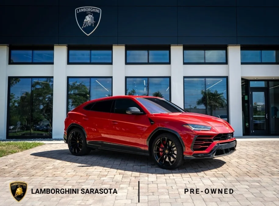 2022 Lamborghini Urus | duPont REGISTRY