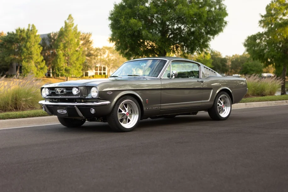 1966 Revology Mustang GT 2+2 Fastback | duPont REGISTRY