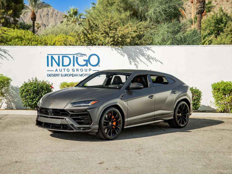 2022 Lamborghini Urus | duPont REGISTRY