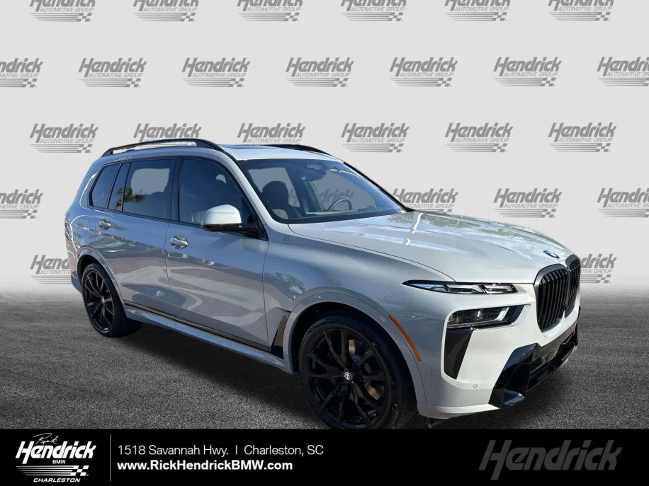 2025 BMW X7 | duPont REGISTRY
