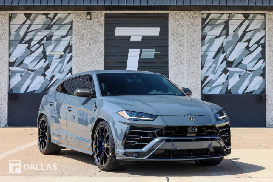 2021 Lamborghini Urus | duPont REGISTRY