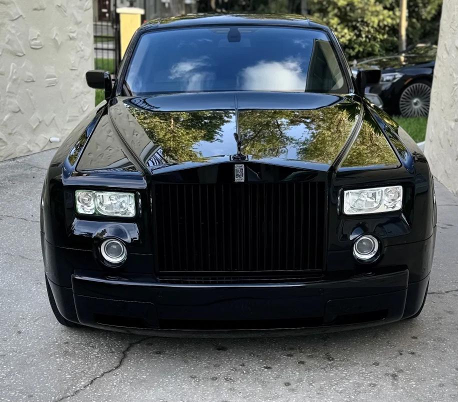 2004 Rolls-Royce Phantom | duPont REGISTRY