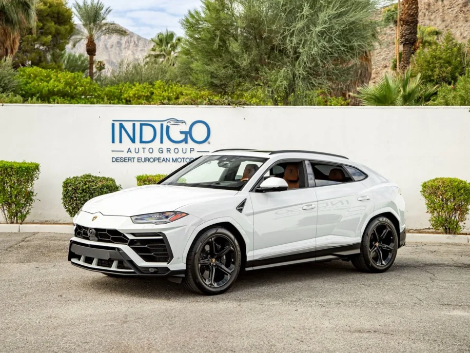 2021 Lamborghini Urus | duPont REGISTRY