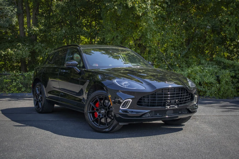 2021 Aston Martin DBX | duPont REGISTRY