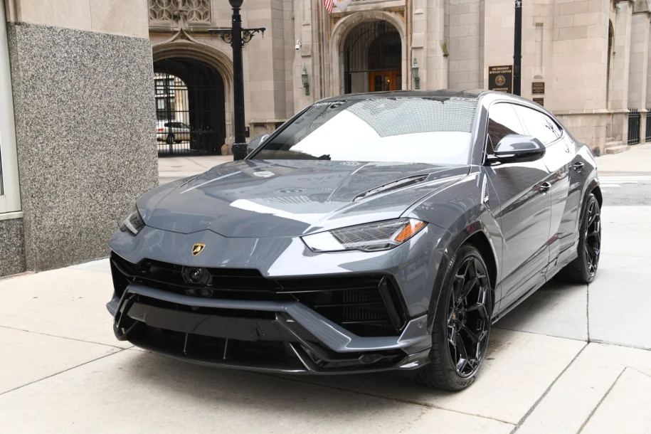 2023 Lamborghini Urus Performante | duPont REGISTRY