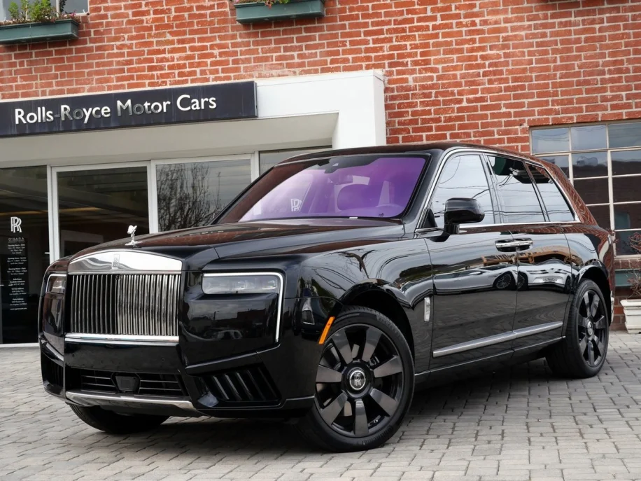 2025 Rolls-Royce Cullinan | duPont REGISTRY