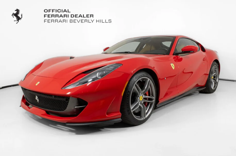 2020 Ferrari 812 Superfast | duPont REGISTRY