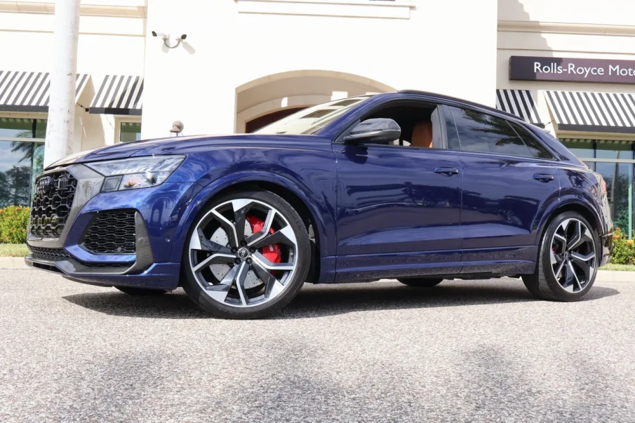 2023 Audi RS Q8 | duPont REGISTRY