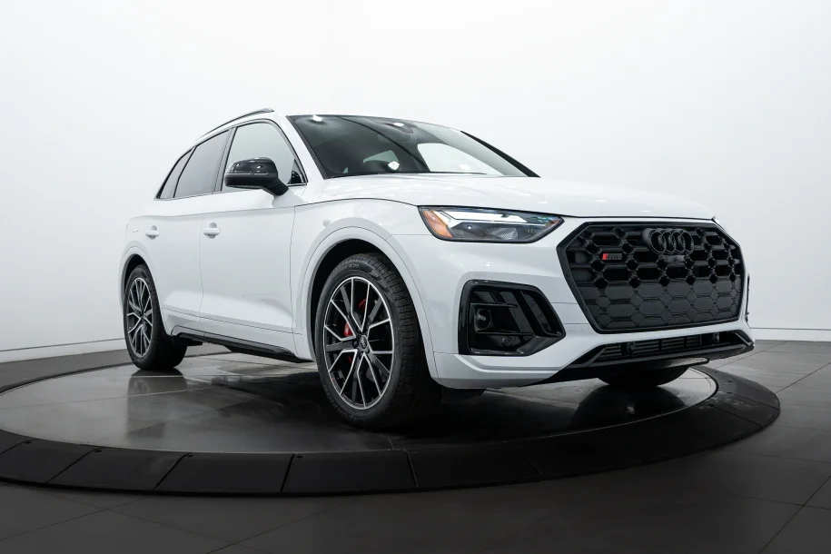 2025 Audi SQ5 | duPont REGISTRY