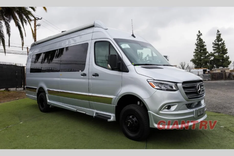 2025 Grech Strada-ion | duPont REGISTRY