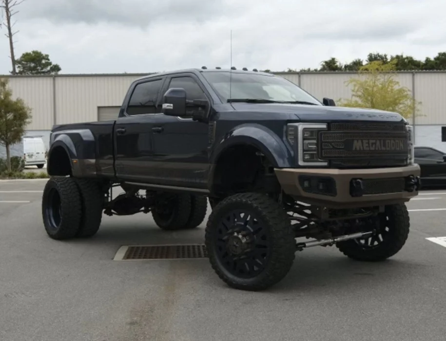 2017 Ford F-450 | duPont REGISTRY