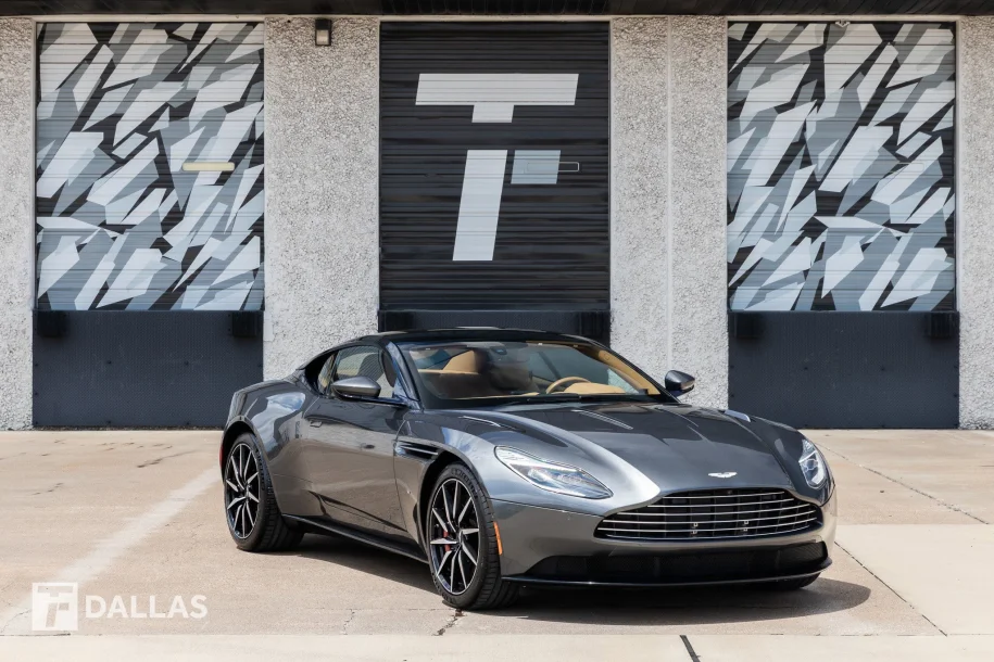 2017 Aston Martin DB11 | duPont REGISTRY