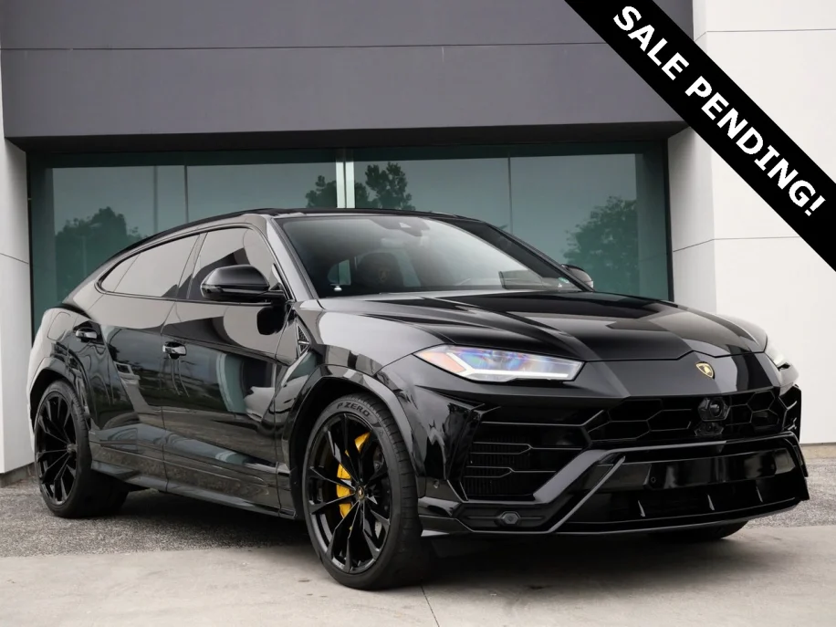 2022 Lamborghini Urus | duPont REGISTRY