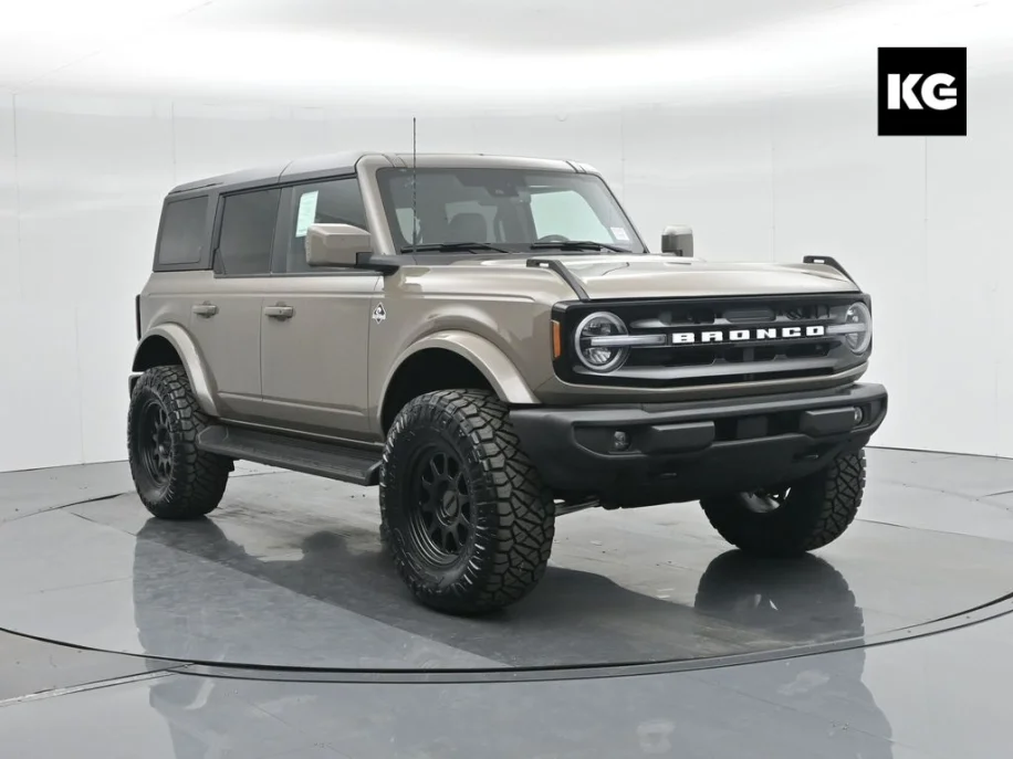 2025 Ford Bronco | duPont REGISTRY