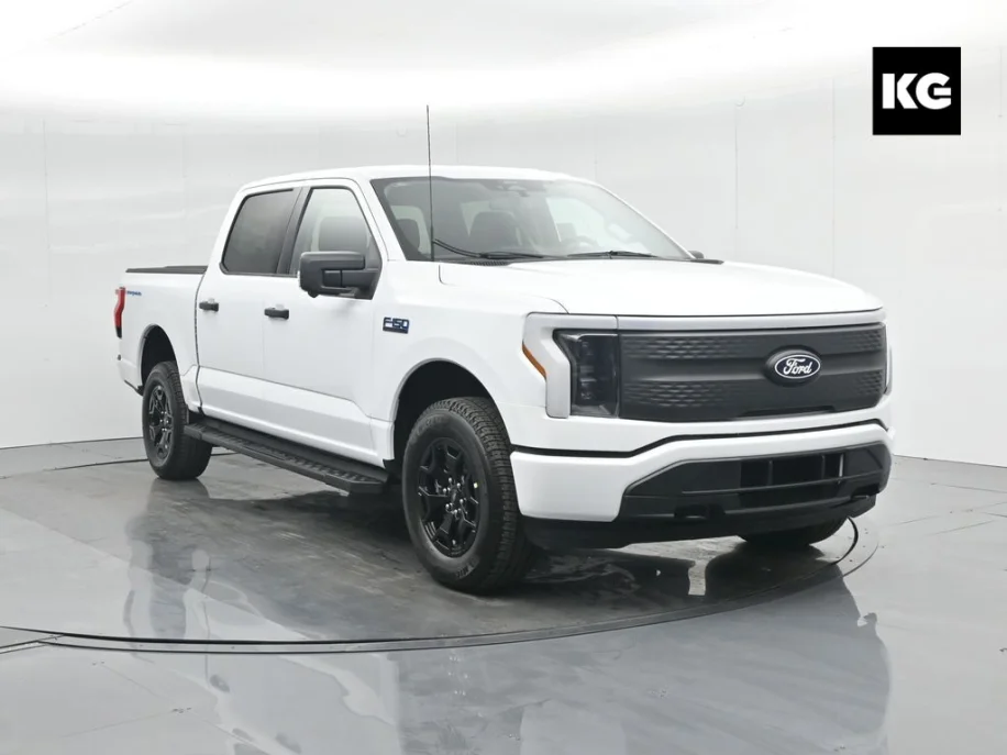 2025 Ford F-150 Lightning | duPont REGISTRY