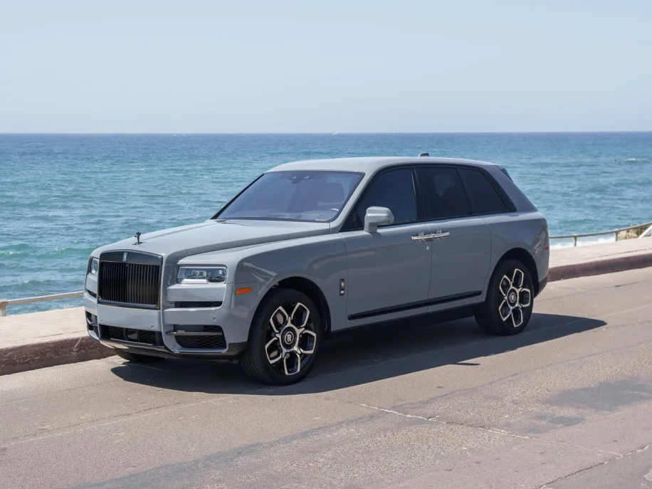 2022 Rolls-Royce Cullinan | duPont REGISTRY