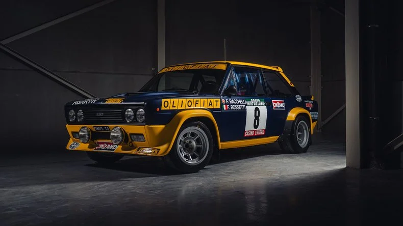 1976 FIAT 131 | duPont REGISTRY