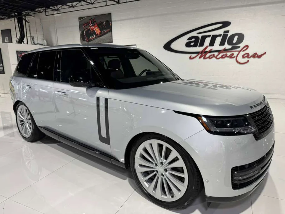 2024 Land Rover Range Rover SE | duPont REGISTRY