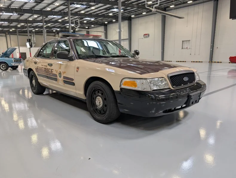 2008 Ford Crown Victoria | duPont REGISTRY