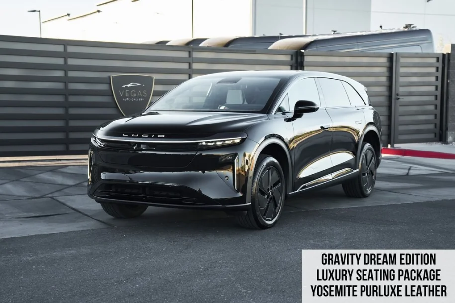 2026 Lucid Gravity | duPont REGISTRY
