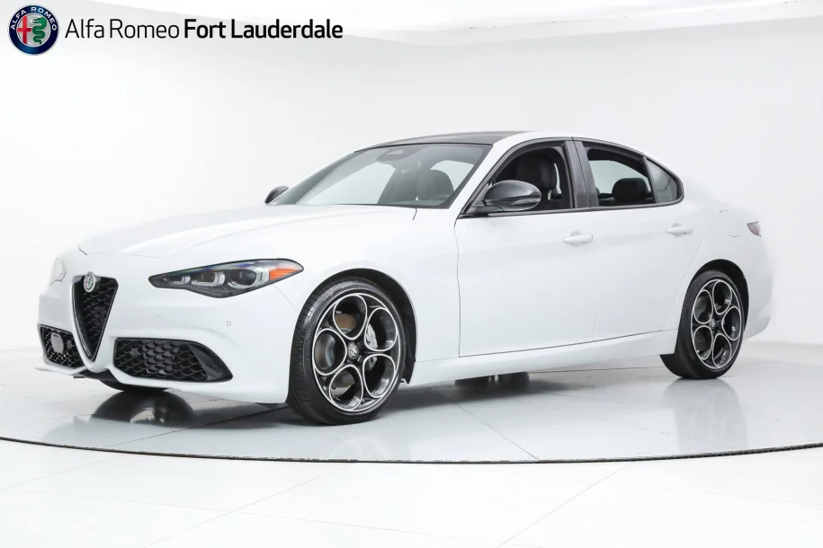 2025 Alfa Romeo Giulia | duPont REGISTRY