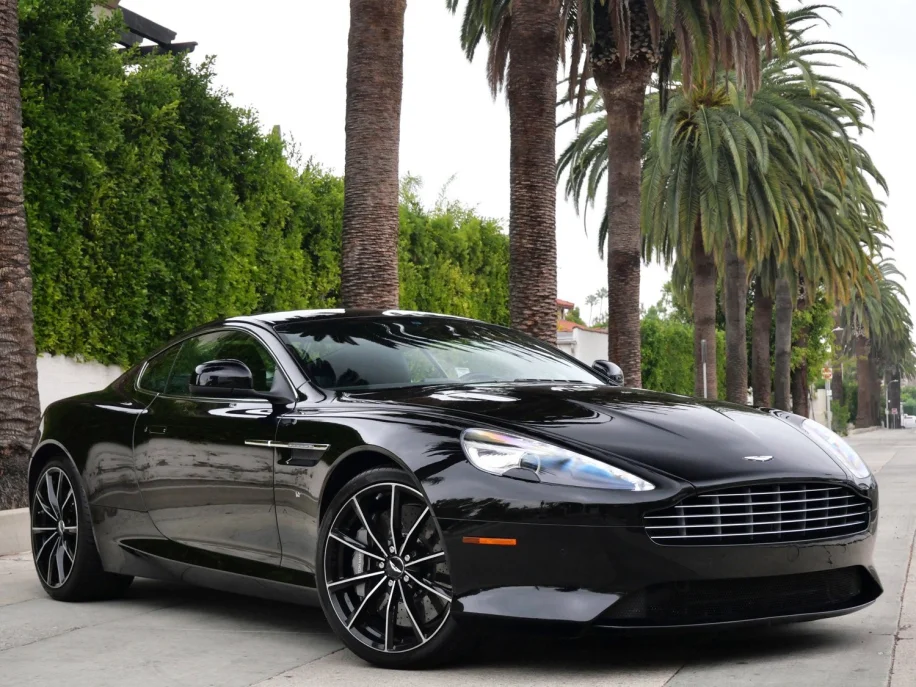 2016 Aston Martin DB9 | duPont REGISTRY