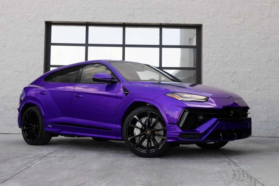 2024 Lamborghini Urus | duPont REGISTRY
