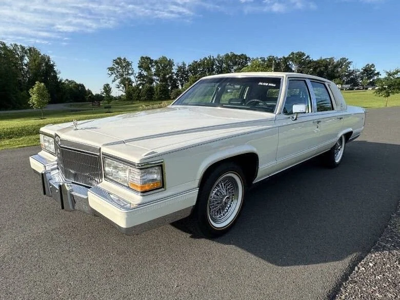 1991 Cadillac Brougham | duPont REGISTRY