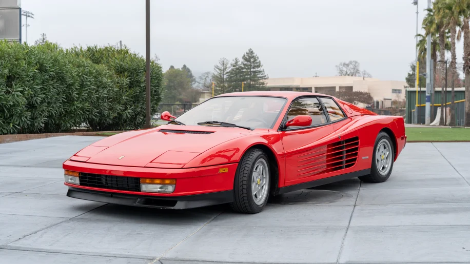 1990 Ferrari Testarossa | duPont REGISTRY