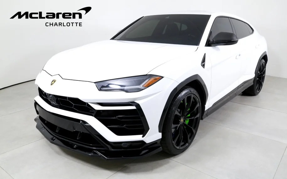 2022 Lamborghini Urus | duPont REGISTRY