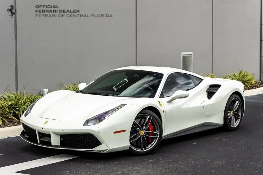 2019 Ferrari 488 GTB | duPont REGISTRY