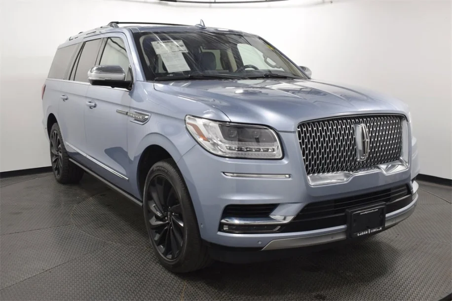 2020 Lincoln Navigator | duPont REGISTRY
